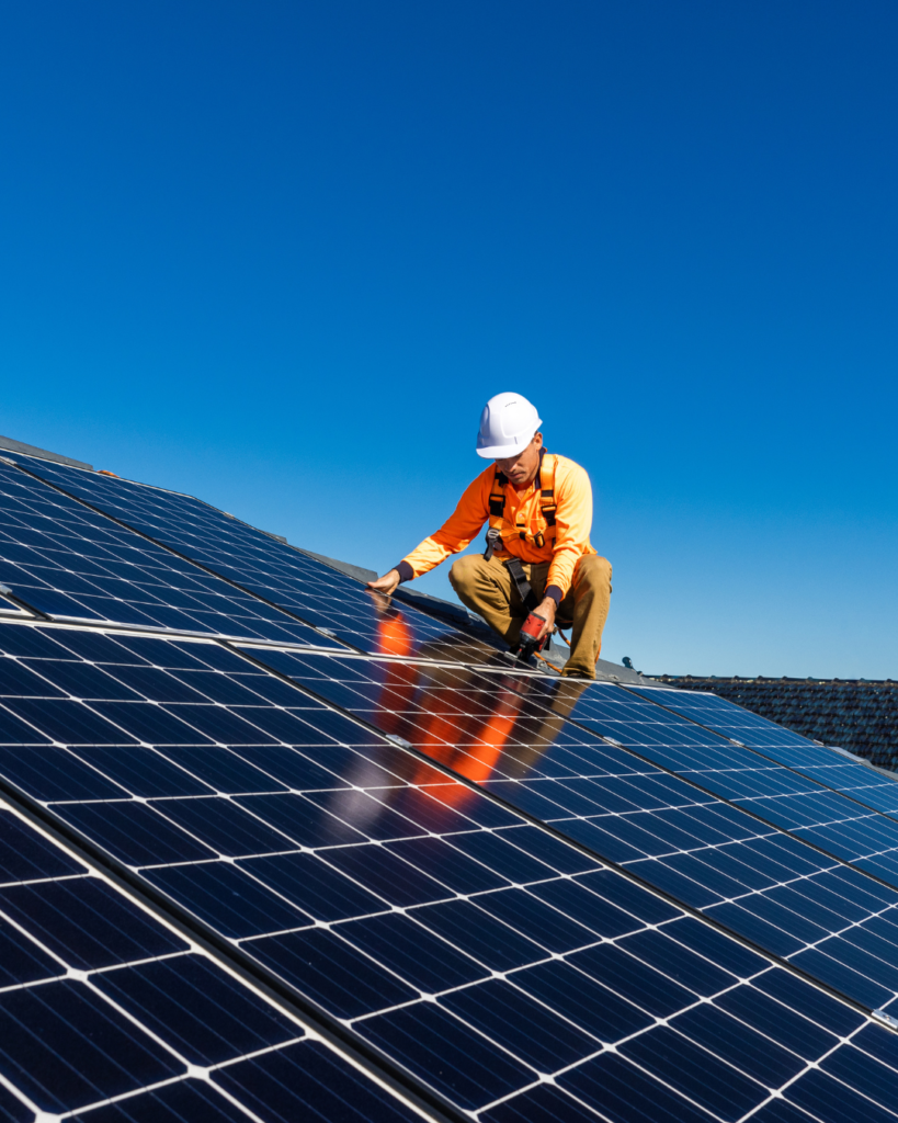 Top 5 Solar Installation Companies in India for 2025 - APN SOLAR